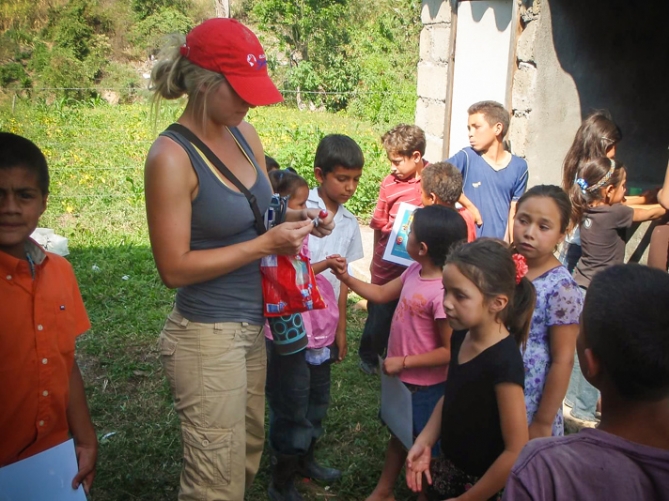 The Ultimate Guide To Volunteer Travel • The Blonde Abroad