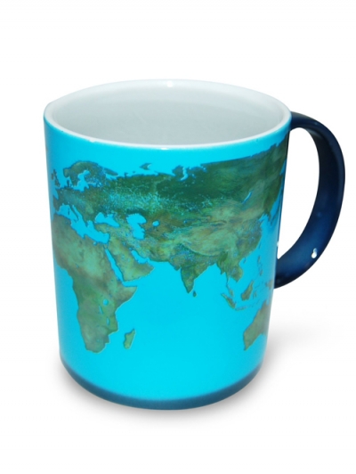 Day and Night Heat Sensitive World Map Mug • The Blonde Abroad