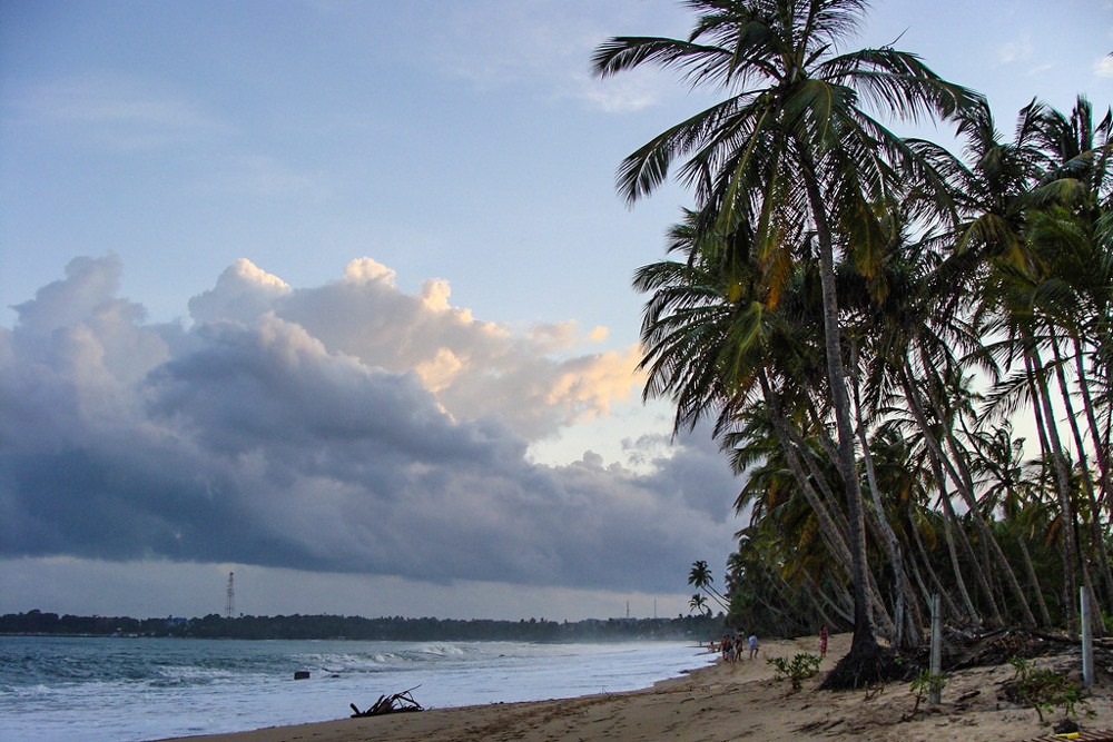 A Guide to Southern Sri Lanka • The Blonde Abroad