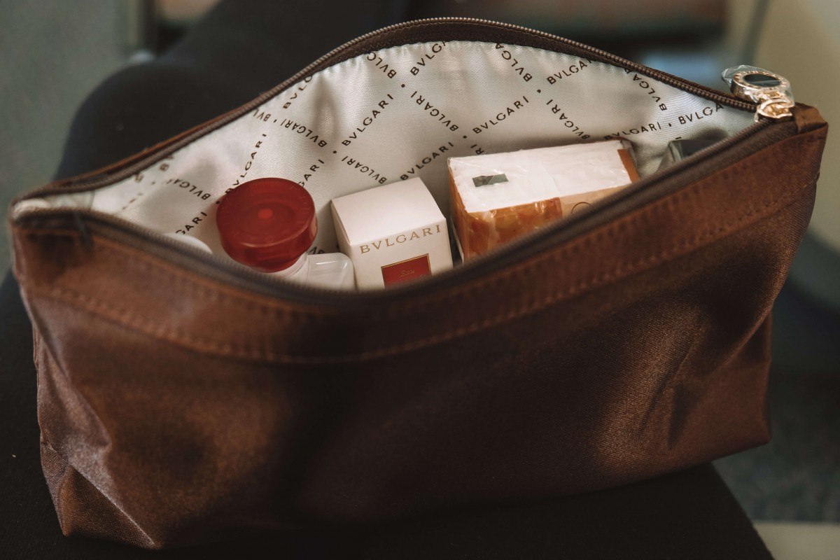 Emirates Business Class Flight from Dubai to Los Angeles • The Blonde ...