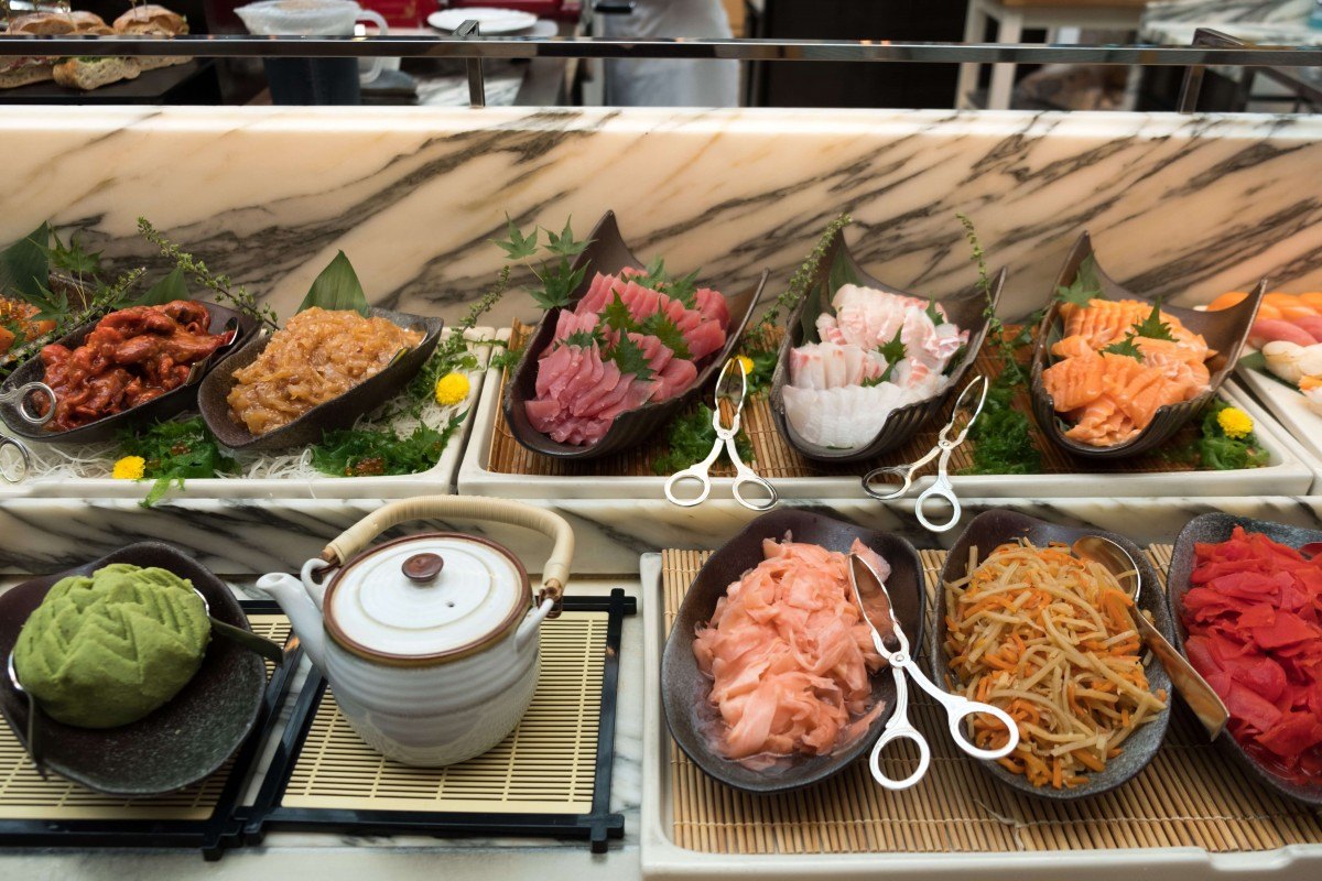 Staying at The Ritz-Carlton, Millenia Singapore • The Blonde Abroad