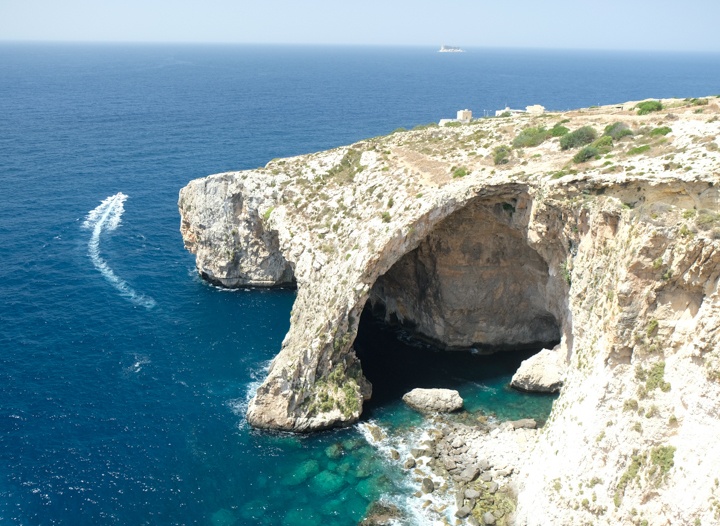 The Ultimate Malta Travel Guide • The Blonde Abroad