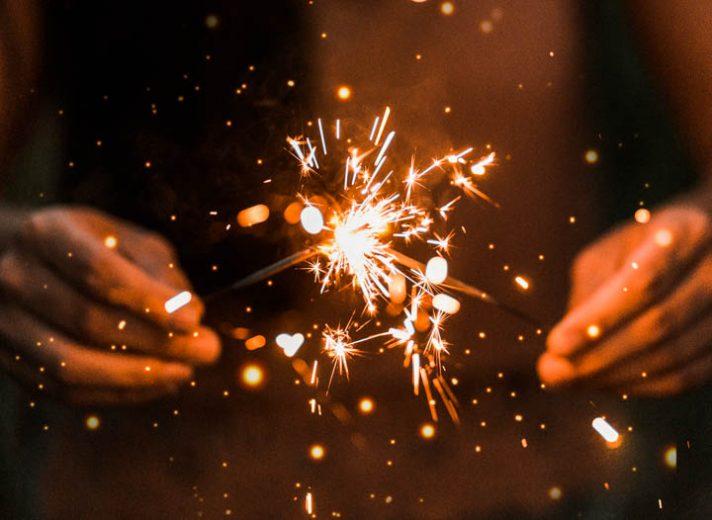 How to Take Awesome Sparkler Photos • The Blonde Abroad
