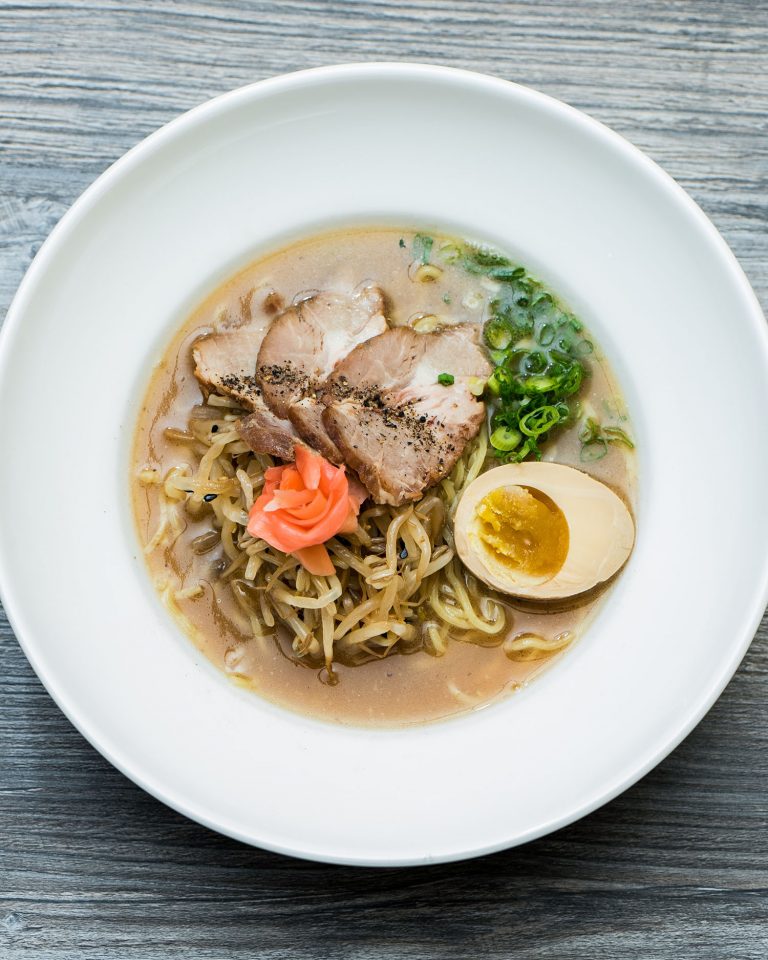 10 Local Foods to Try in Hawaii • The Blonde Abroad